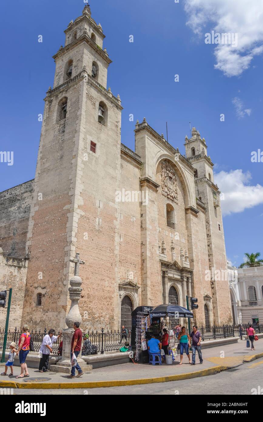 Catedral de mérida hi-res stock photography and images - Alamy