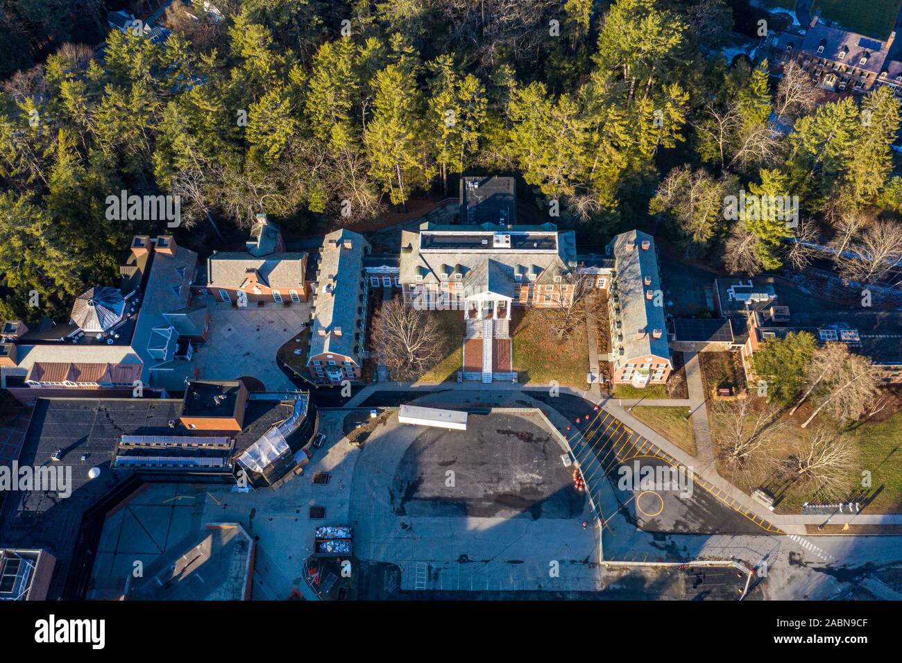 Tuck school of business at dartmouth hi-res stock photography and ...