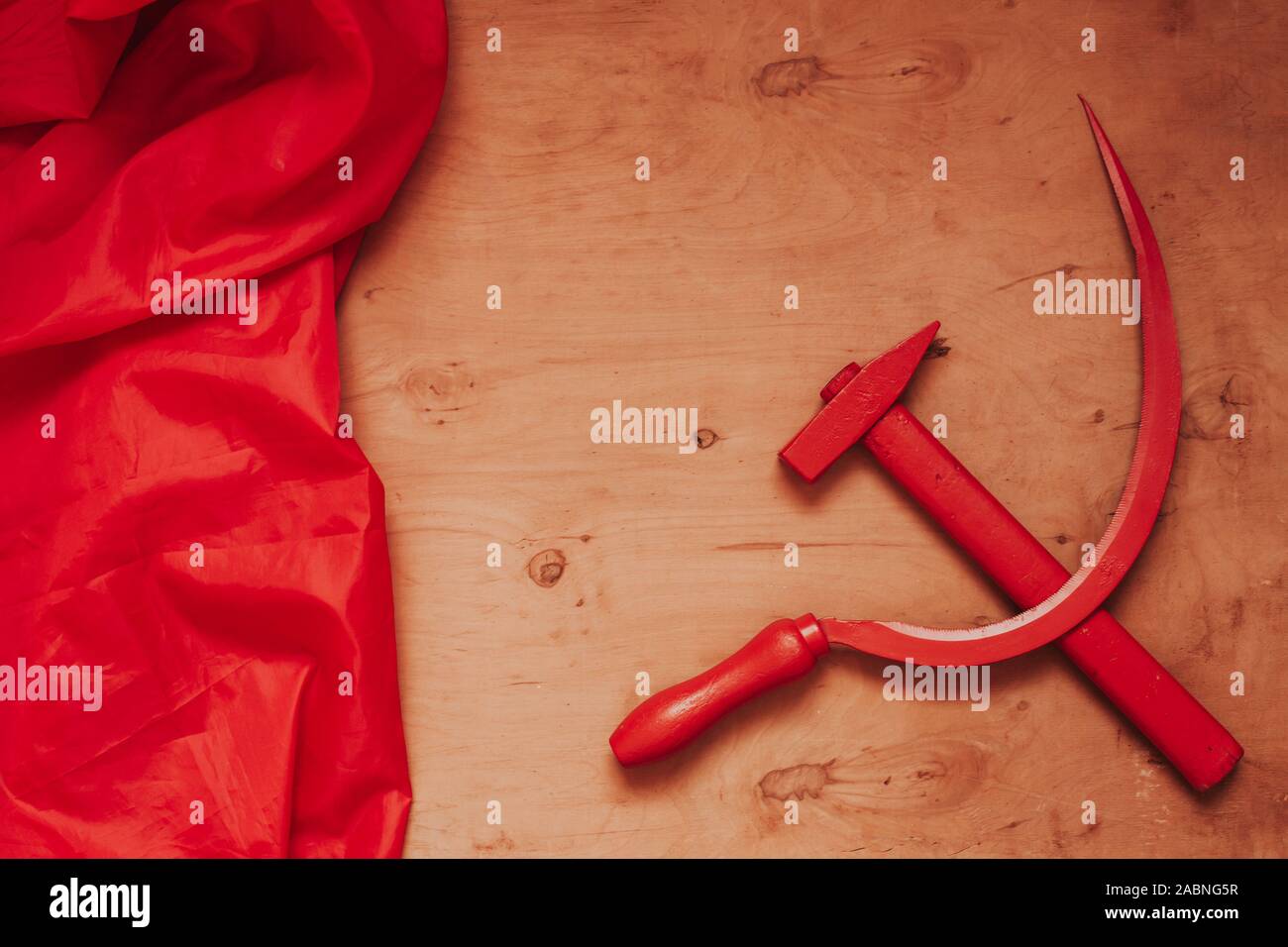 Red army badge revolution hi-res stock photography and images - Alamy