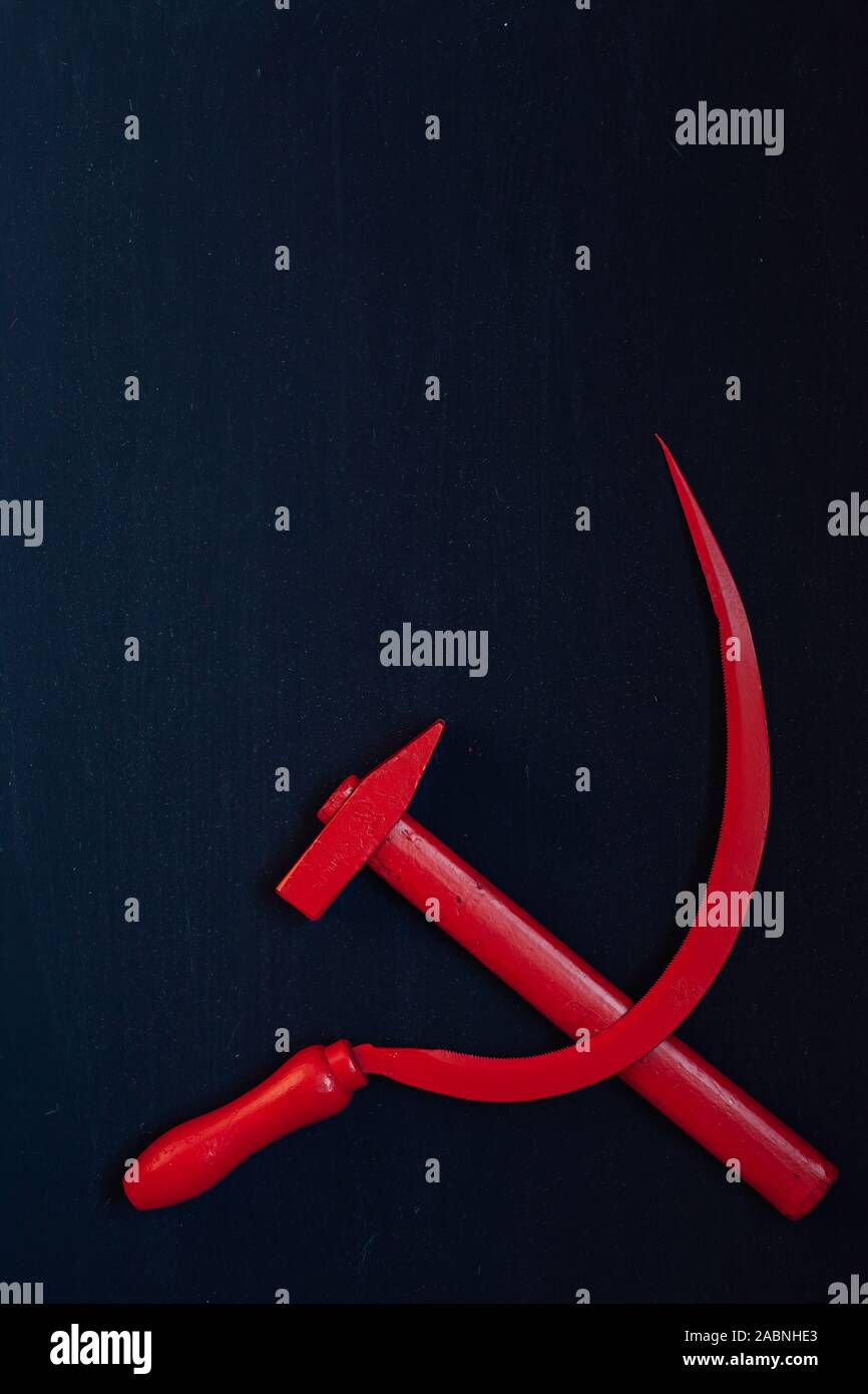 Fist with hammer and sickle hi-res stock photography and images - Alamy