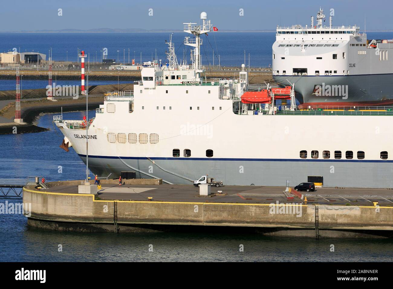 Zeebrugge ferry terminal hi-res stock photography and images - Alamy