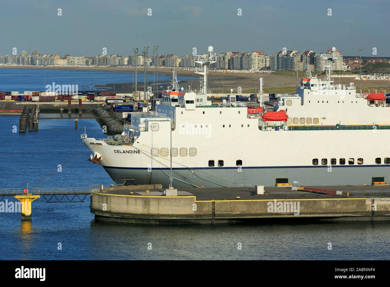Zeebrugge ferry hi-res stock photography and images - Alamy