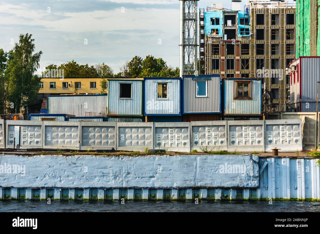 New temporary houses hi-res stock photography and images - Alamy