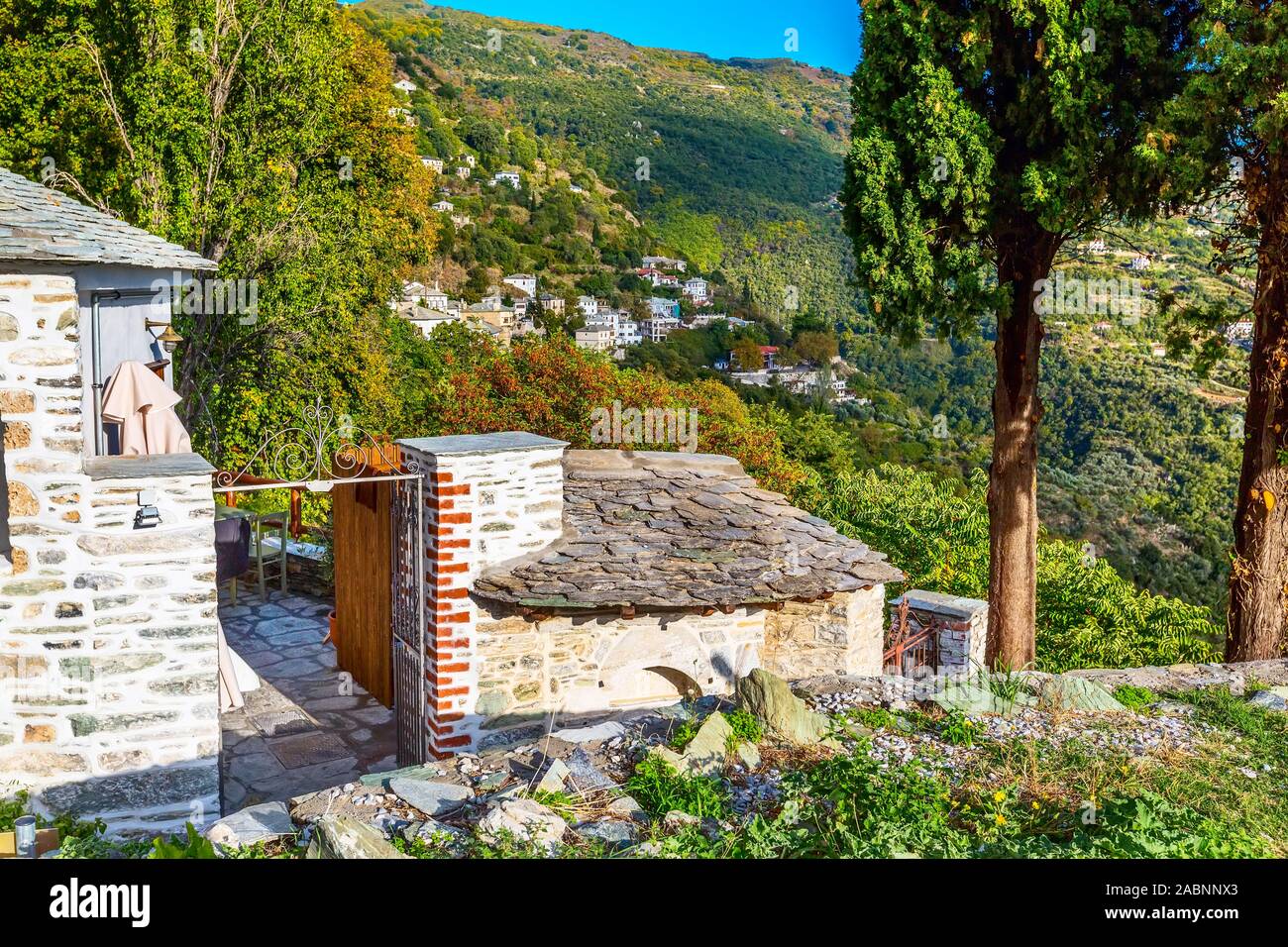 Greek rural house hi-res stock photography and images - Alamy