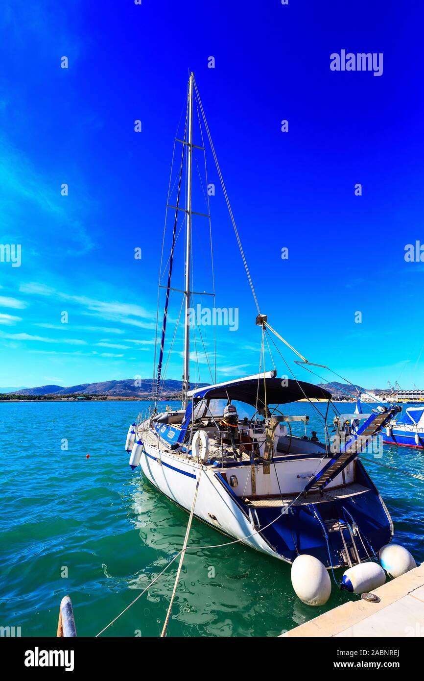 Sailing yacht stand moored in the port of Volos, Greece Stock Photo - Alamy