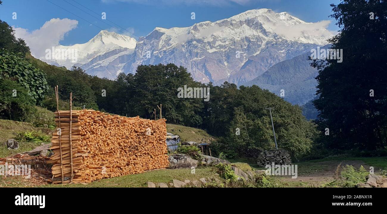 Annapurna massif, seen from Himalayan village of Sikles, Nepal Stock ...