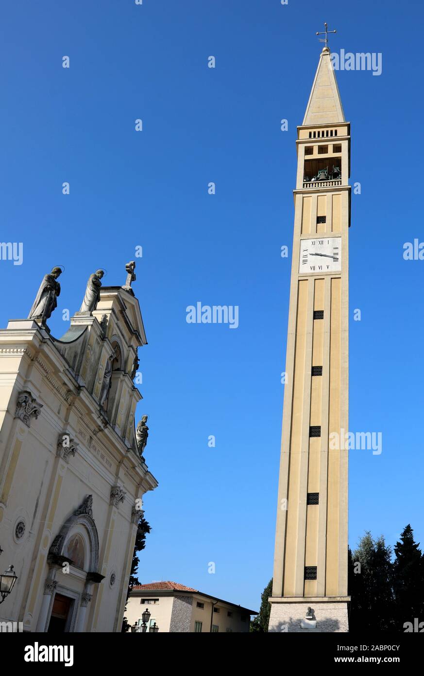 82 meters hi-res stock photography and images - Alamy