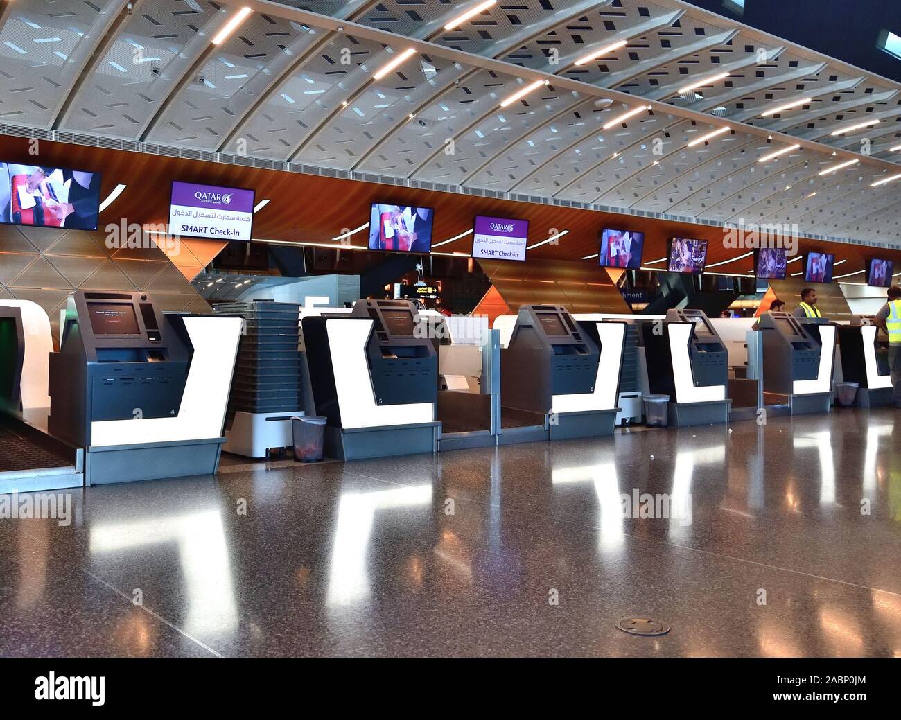 Qatar check in hi-res stock photography and images - Alamy