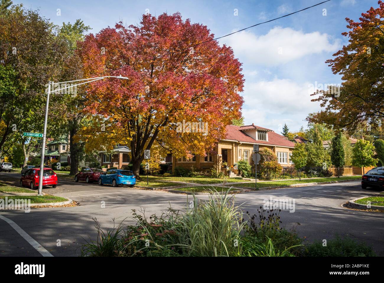 Ravenswood Manor Historic District, residential neighbourhood that was ...