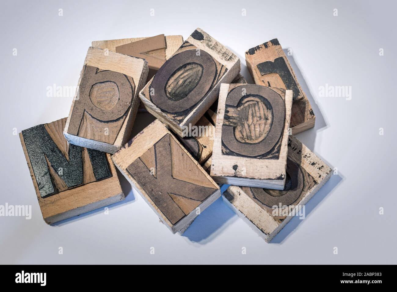 Typeset letters hi-res stock photography and images - Alamy