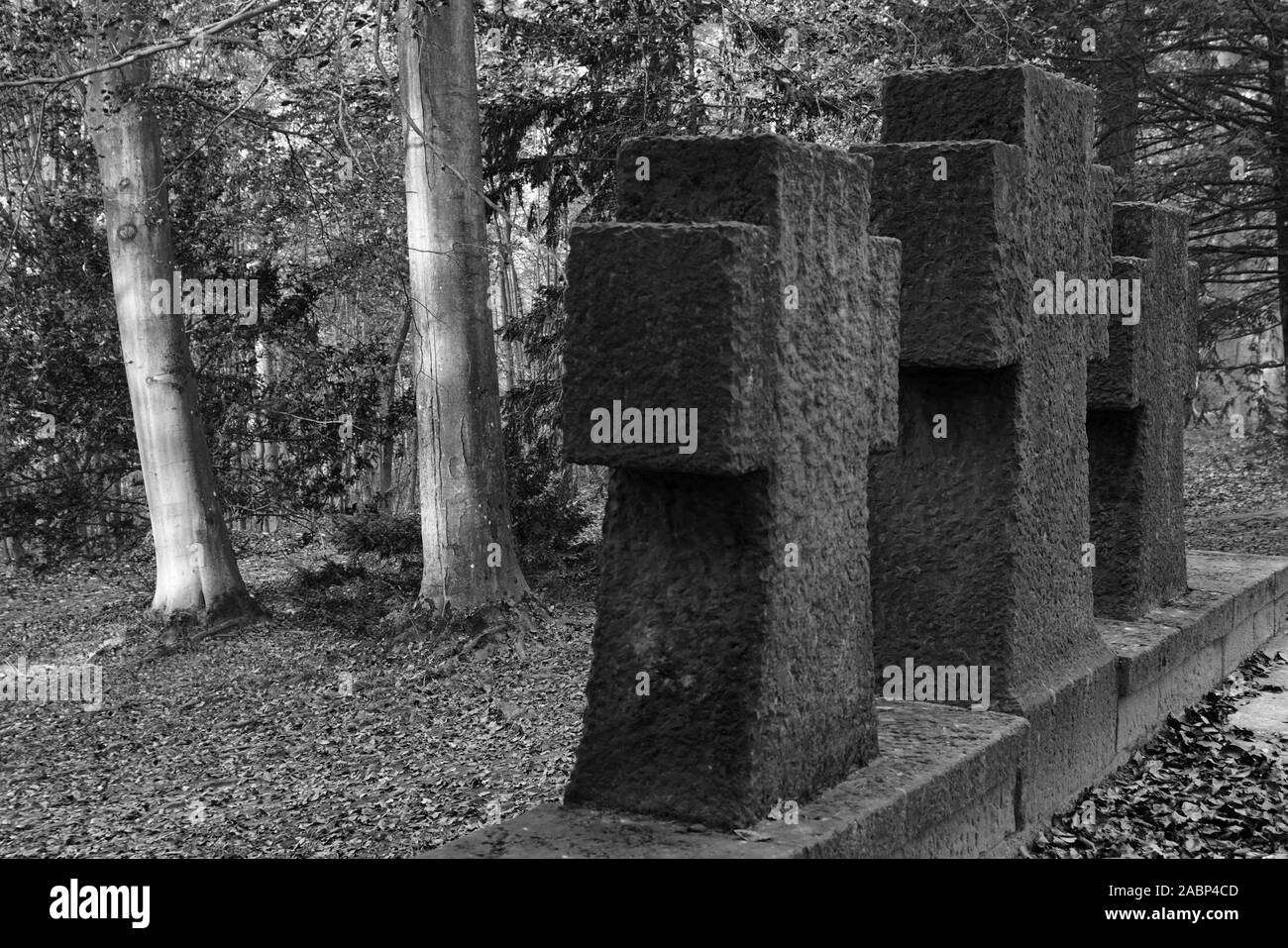 Military Cemetery soldiers monument memorial Stock Photo - Alamy