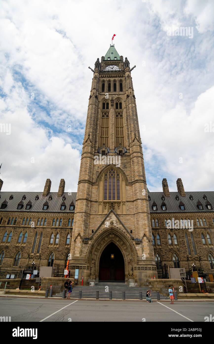 Ottawa capitol building hi-res stock photography and images - Alamy