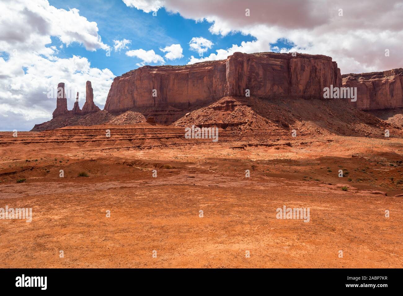 Red rocks of Monument Valley. Navajo Tribal Park landscape, Utah ...