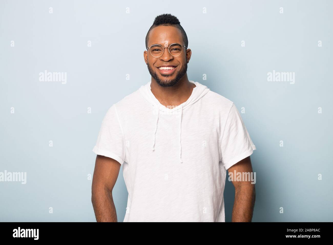 Friendly black man smiling camera hi-res stock photography and images ...