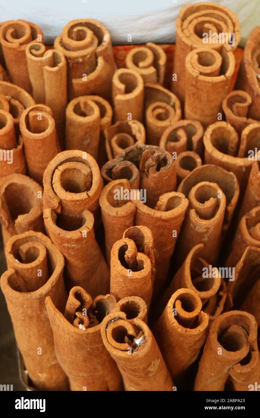 Manama spice souk hi-res stock photography and images - Alamy