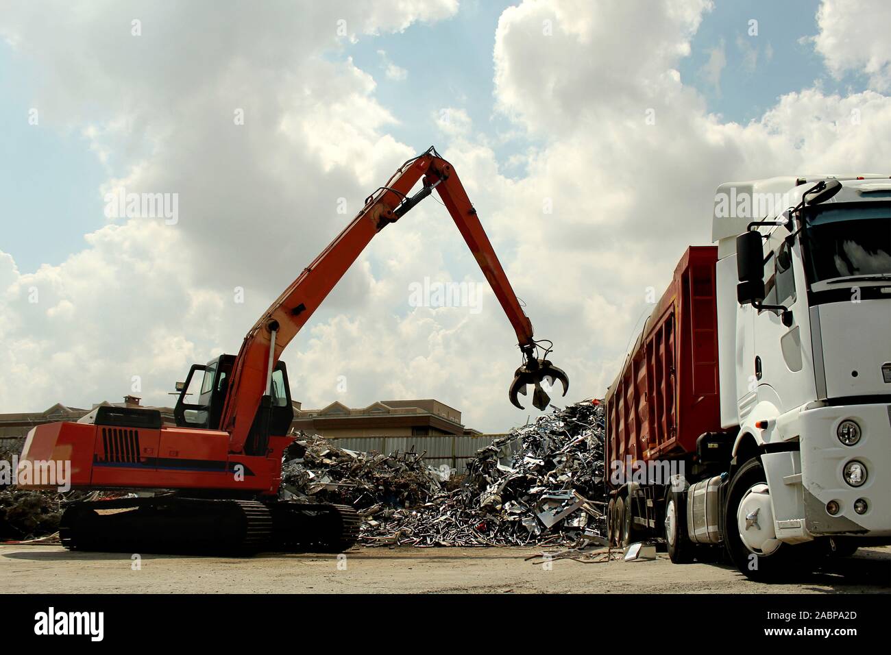 Recycling workshop hi-res stock photography and images - Alamy
