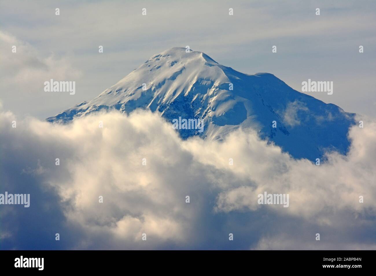 Beautiful closeup mountain peak hi-res stock photography and images - Alamy