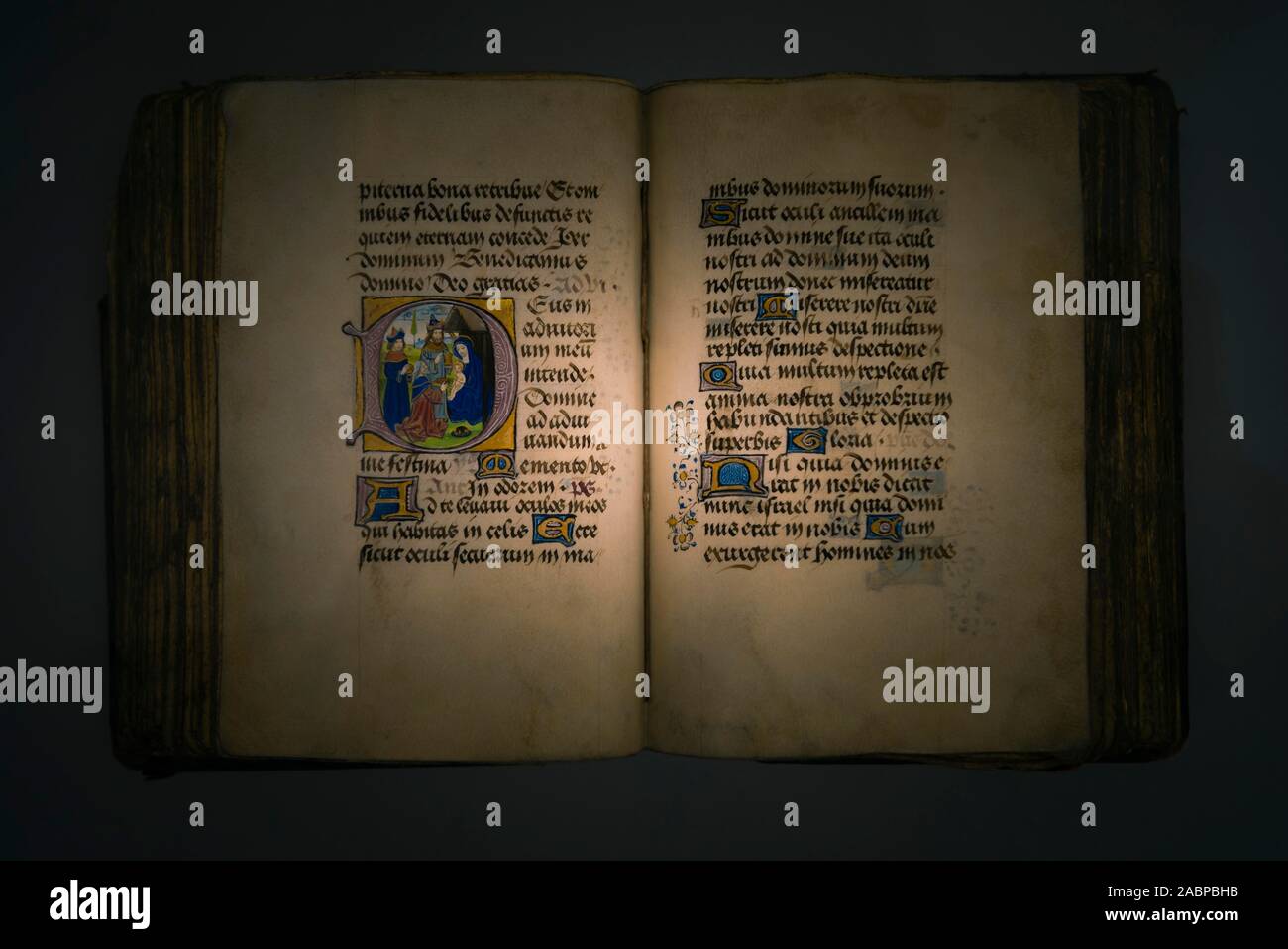 Old book pages hi-res stock photography and images - Alamy