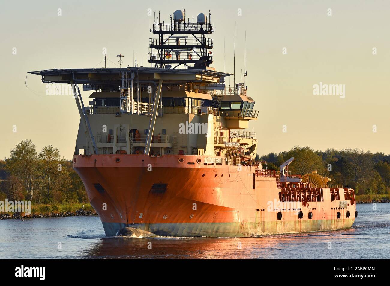 Cable Repair Ship / Cable Layer ILE D`OUESSANT Stock Photo - Alamy