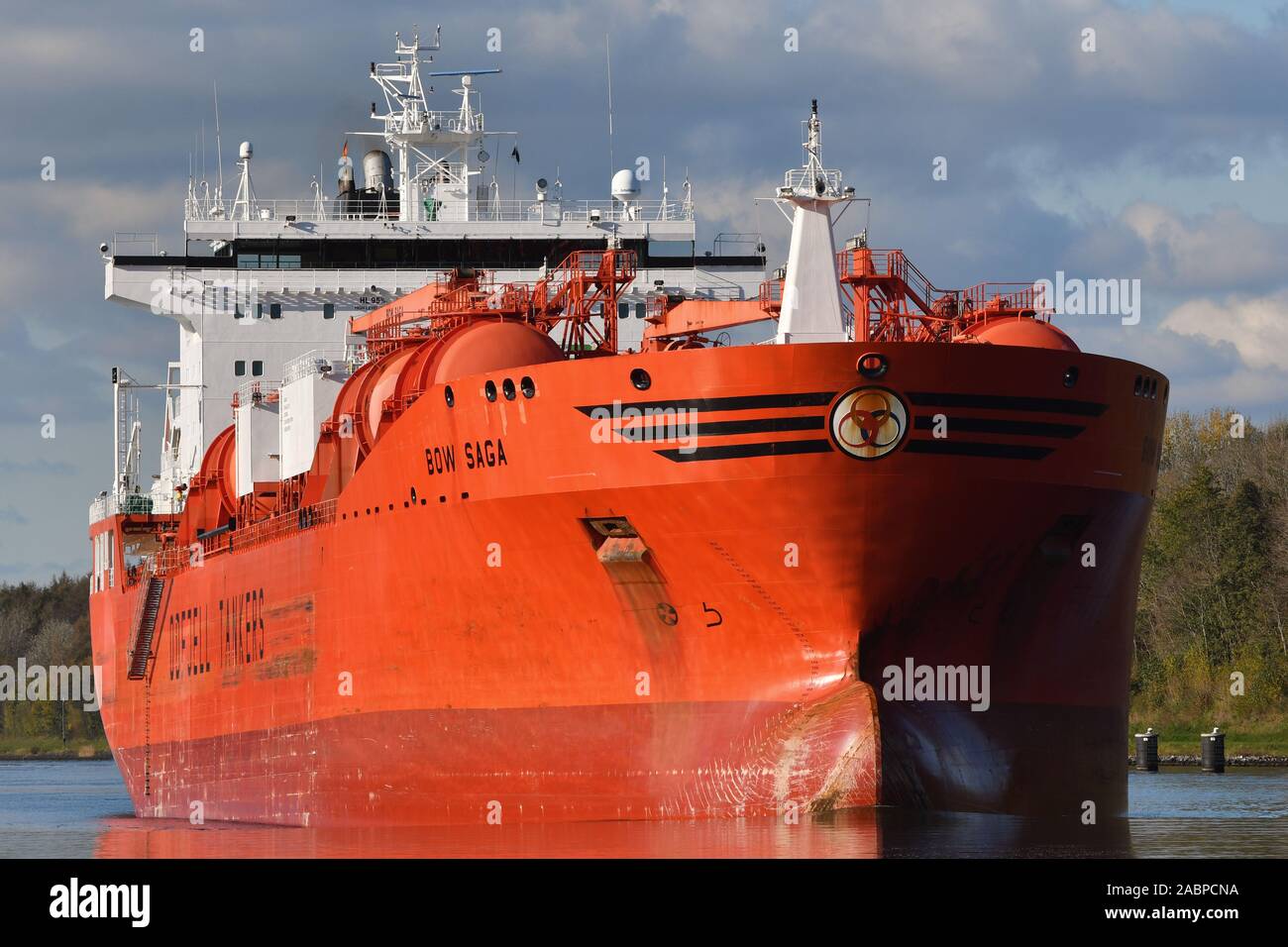 Tanker bow hi-res stock photography and images - Alamy