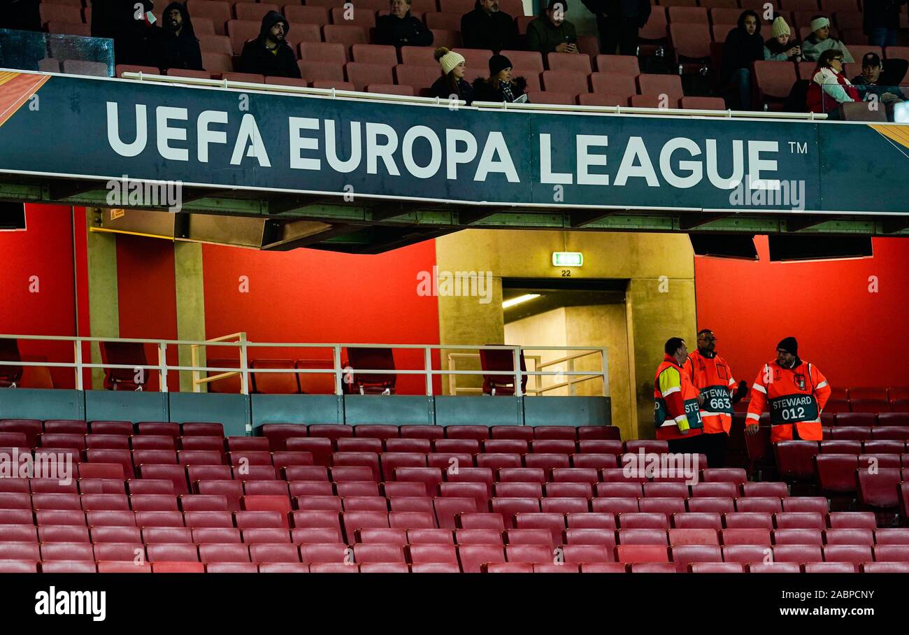 Emirates stadium view hi-res stock photography and images - Alamy