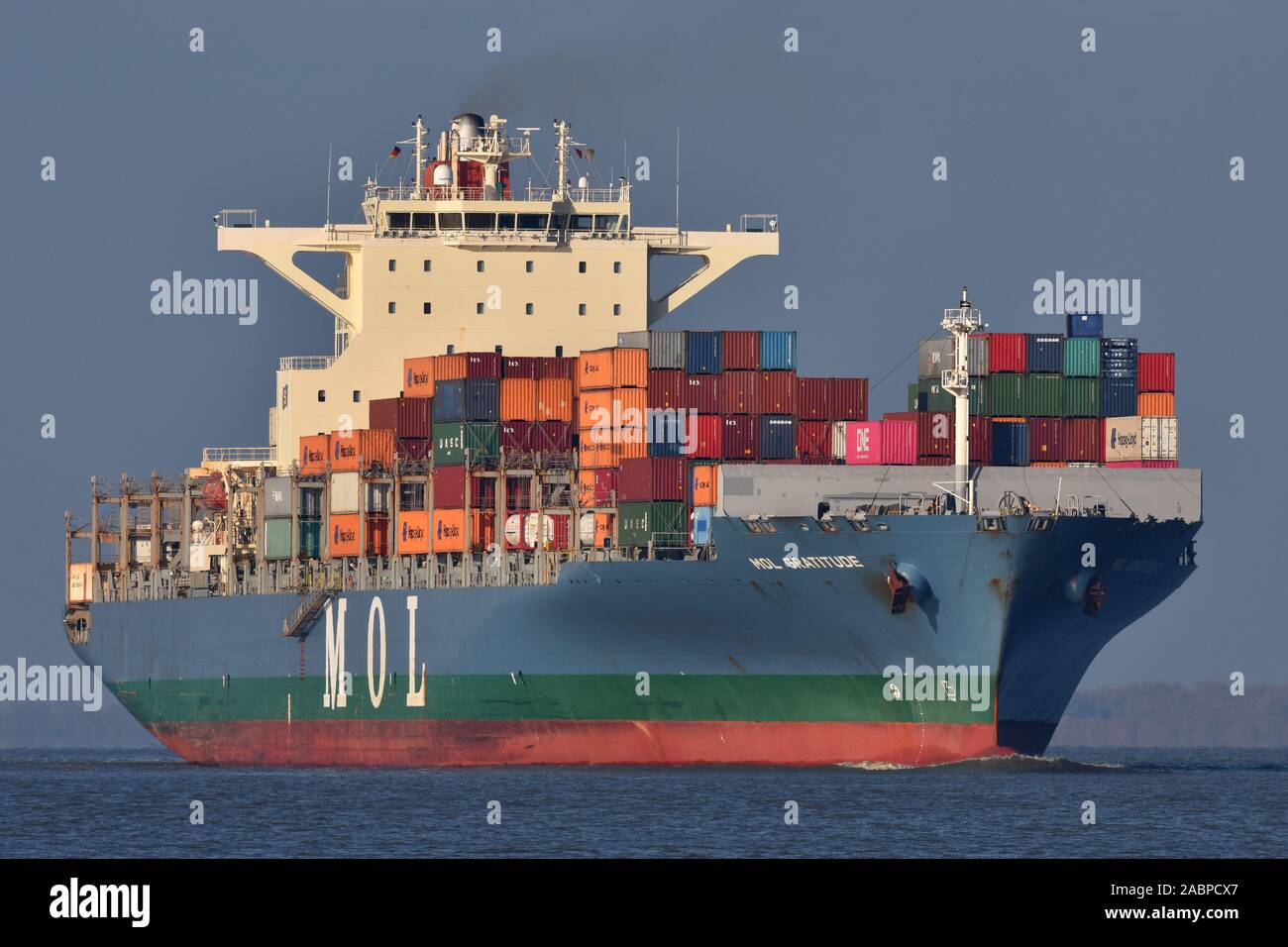 Mol shipping hi-res stock photography and images - Alamy