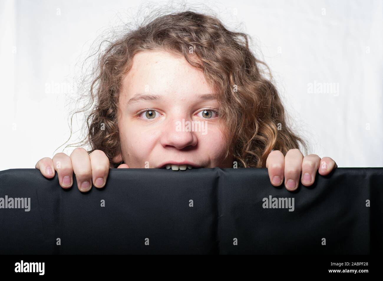 Teeth on edge hi-res stock photography and images - Alamy