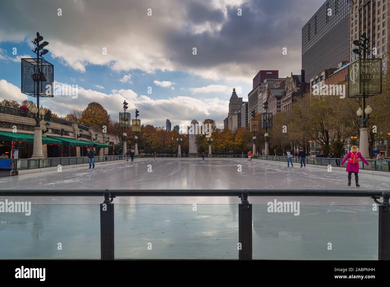 Chicago park district hi-res stock photography and images - Alamy