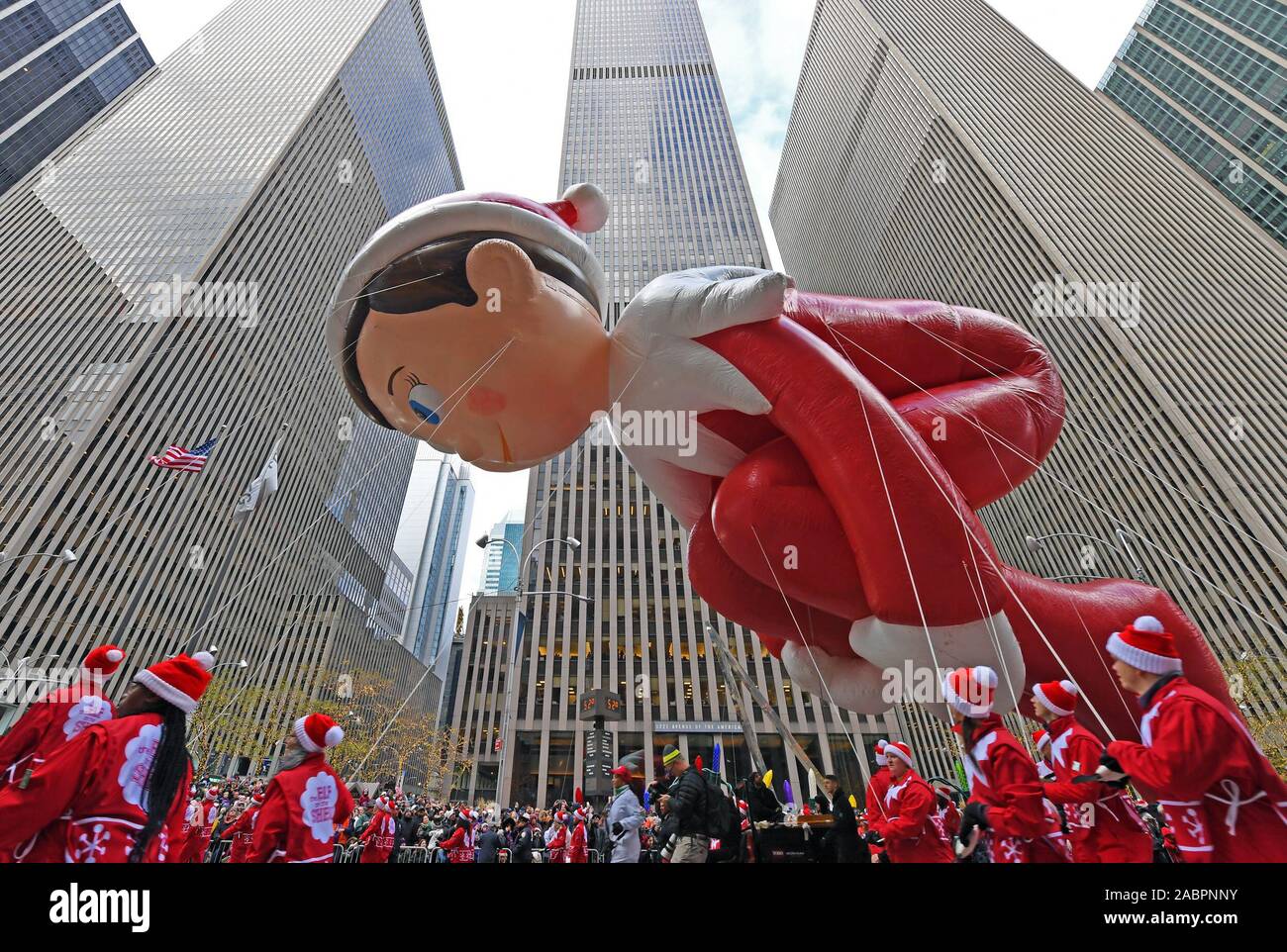 Elf shelf balloon hi-res stock photography and images - Alamy