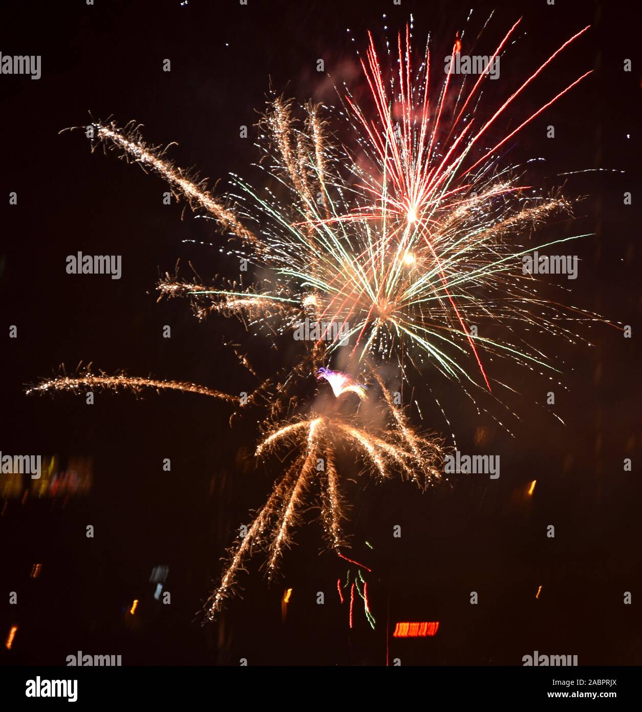 Chinese fireworks display hi-res stock photography and images - Alamy