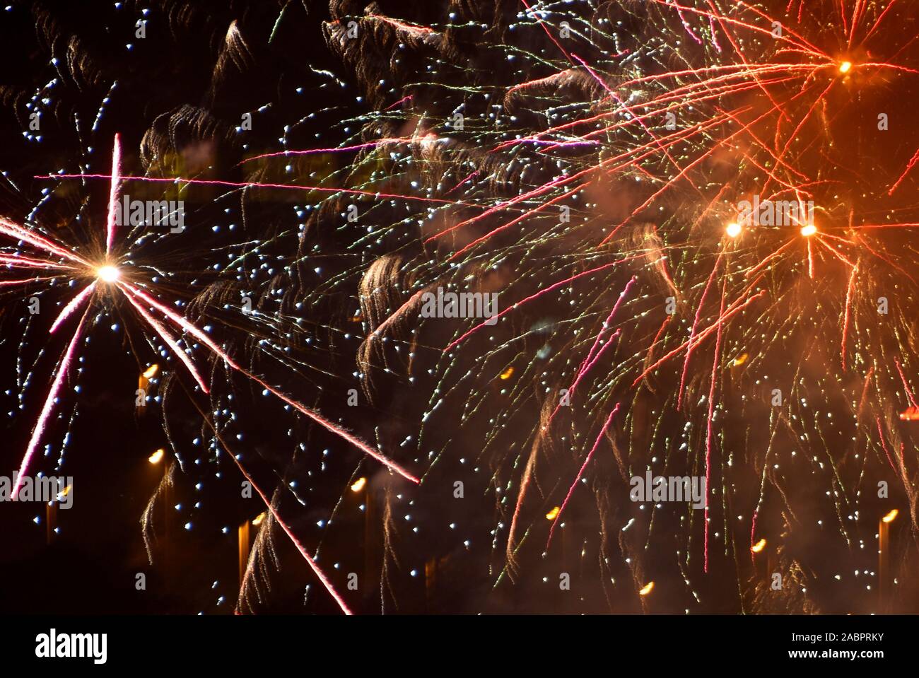 Chinese fireworks hi-res stock photography and images - Alamy