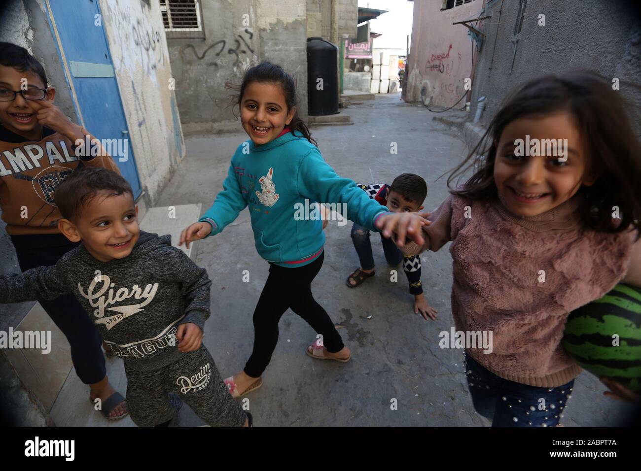 Palestinian children play hi-res stock photography and images - Alamy