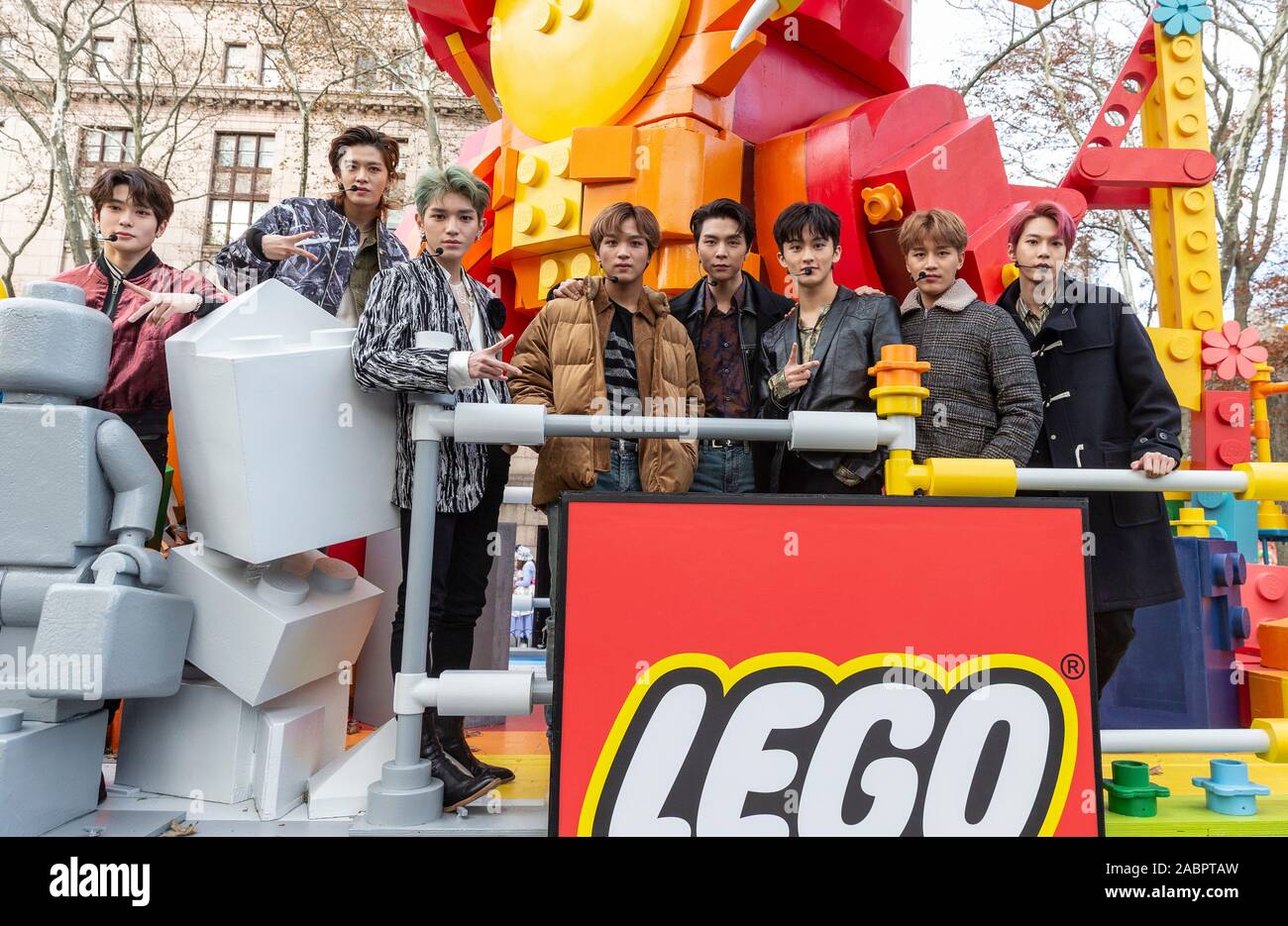 Lego parade float hi-res stock photography and images - Alamy
