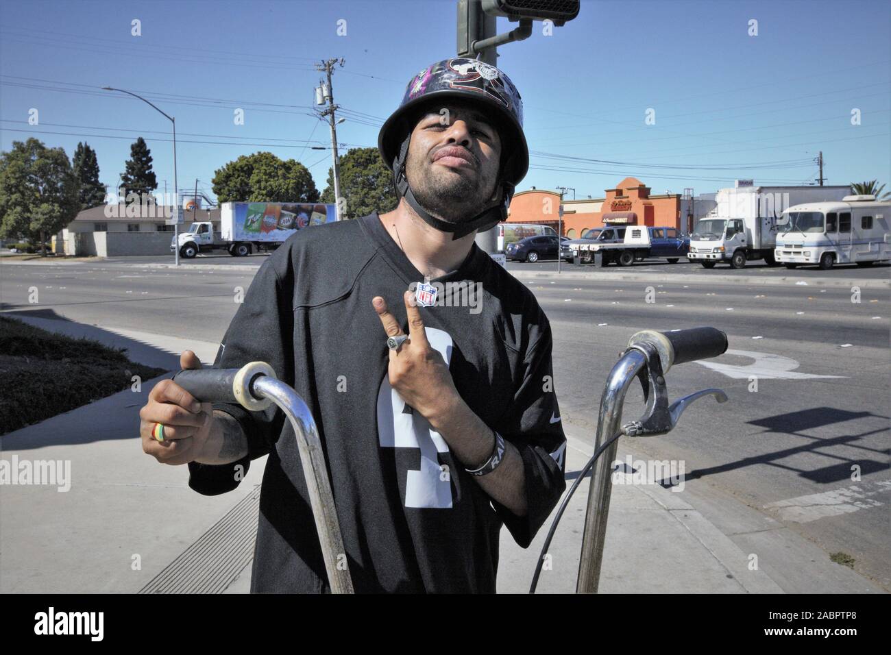 Hand signals hi-res stock photography and images - Alamy