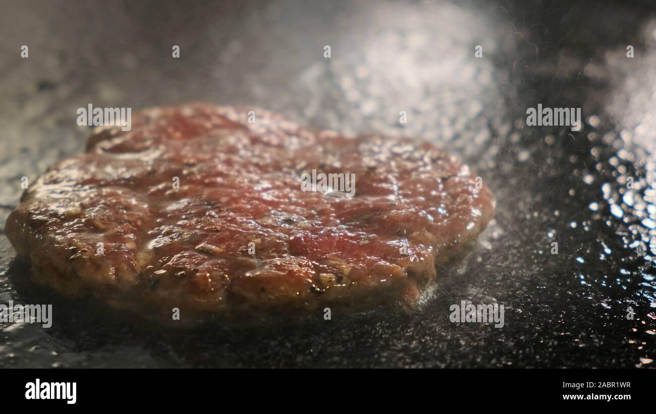 Cooking Oil Spray High Resolution Stock Photography and Images - Alamy