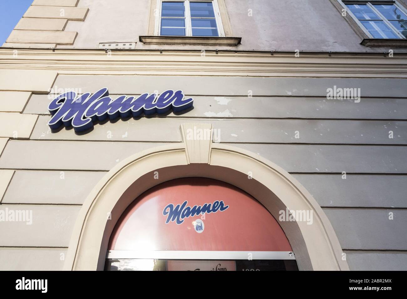 Manner chocolate vienna hi-res stock photography and images - Alamy