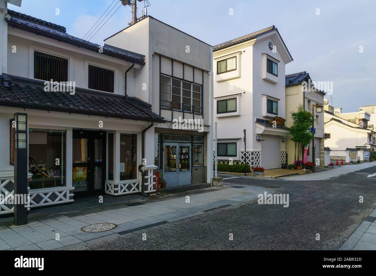 Nakamachi dori hi-res stock photography and images - Alamy