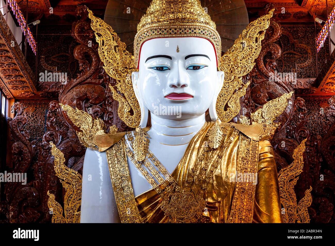 Ngahtatgyi paya hi-res stock photography and images - Alamy