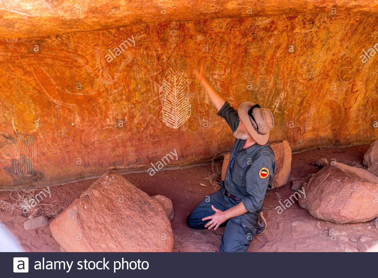 Aboriginal Rock Art Uluru High Resolution Stock Photography and Images ...