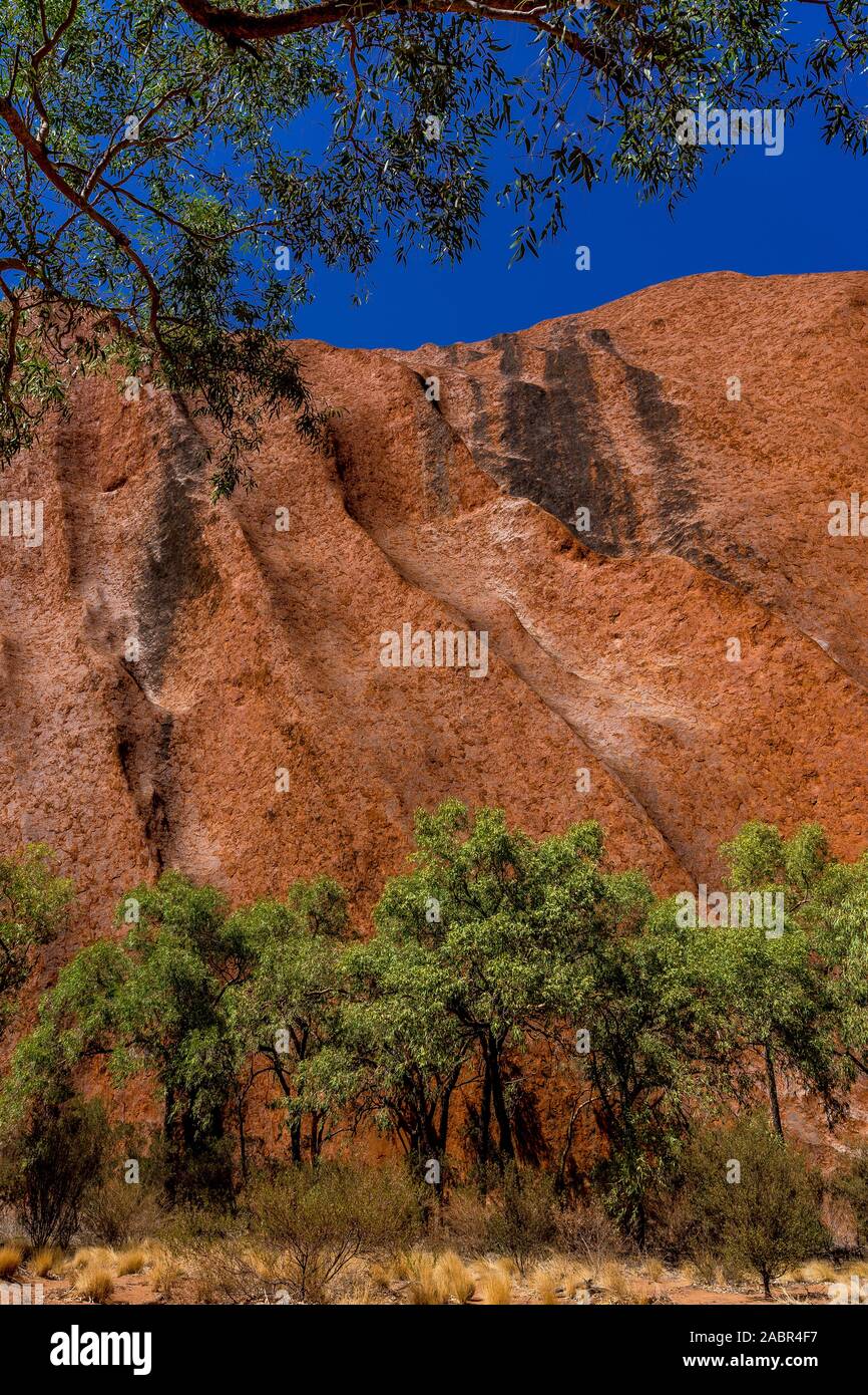 The Mala walk goes from the Mala carpark to Kantju Gorge along the base ...