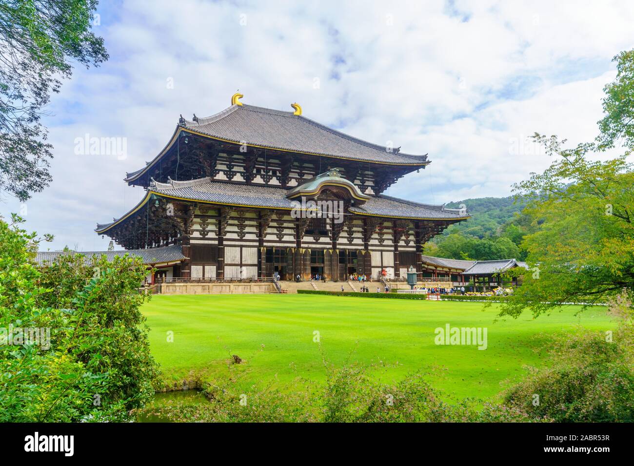 Buddhist temple in nara japan the great buddha hall hi-res stock ...