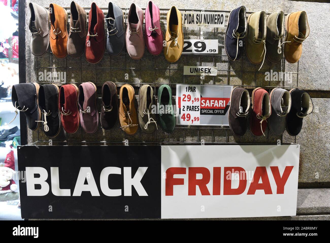 Madrid, Spain. 28th Nov, 2019. Black Friday being advertised at a shop ...