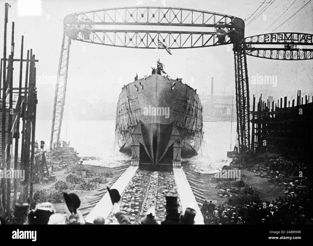 Photo shows the March 1912 launch of HMS Queen Mary at Palmer's ...