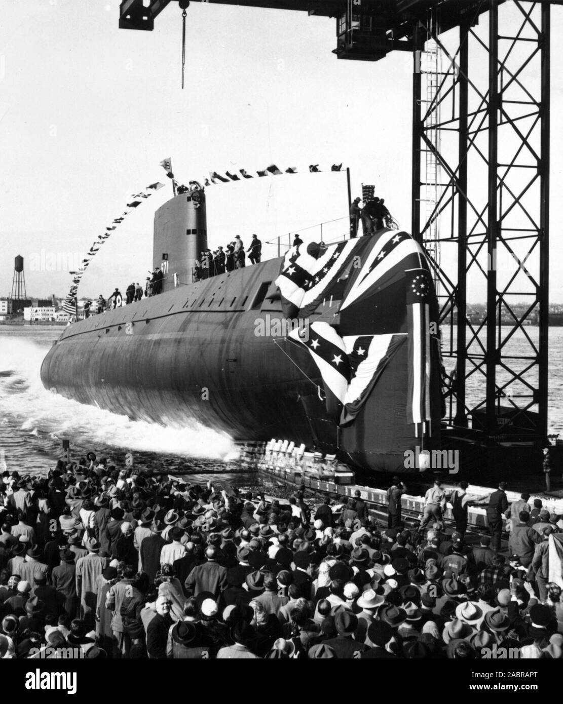 Uss nautilus 1954 hi-res stock photography and images - Alamy