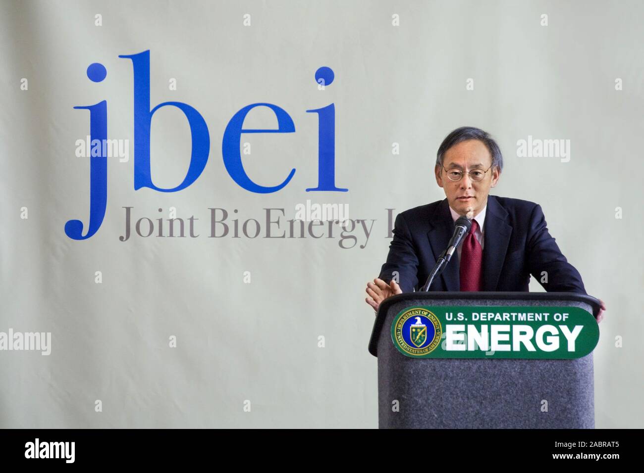 Steven chu lab hi-res stock photography and images - Alamy