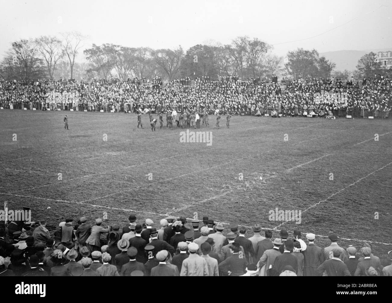Point football hi-res stock photography and images - Alamy