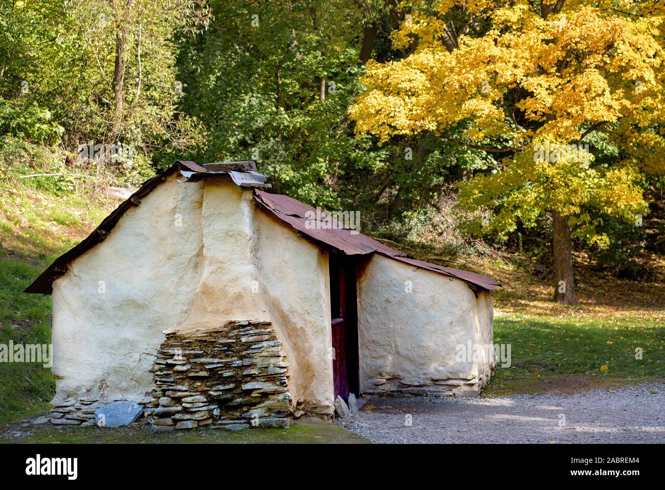 Chinese Hut High Resolution Stock Photography and Images - Alamy
