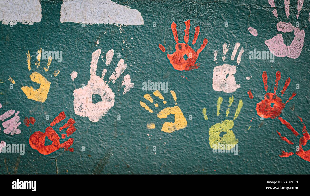 Handpainted wall hi-res stock photography and images - Alamy