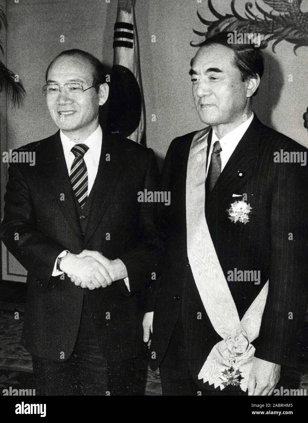 29th Nov, 2019. Nakasone's visits to S. Korea Japanese Prime Minister ...