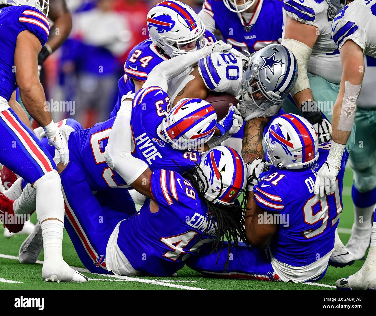 Arlington, Texas, USA. 28th Nov, 2019. Dallas Cowboys running back Tony ...